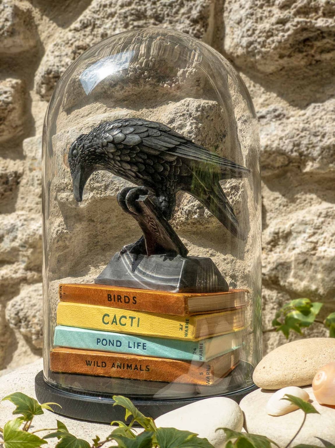 Rook With A Book Statue - Thrussells